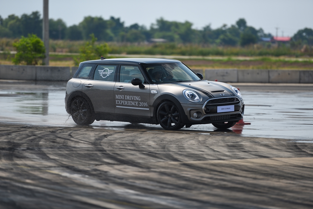 สัมผัสฟิลลิ่ง MINI 2016 กับ MINI Driving Experience 2016 | AUTODEFT ข่าวรถยนต์ รีวิวรถ รถใหม่ รถ ...